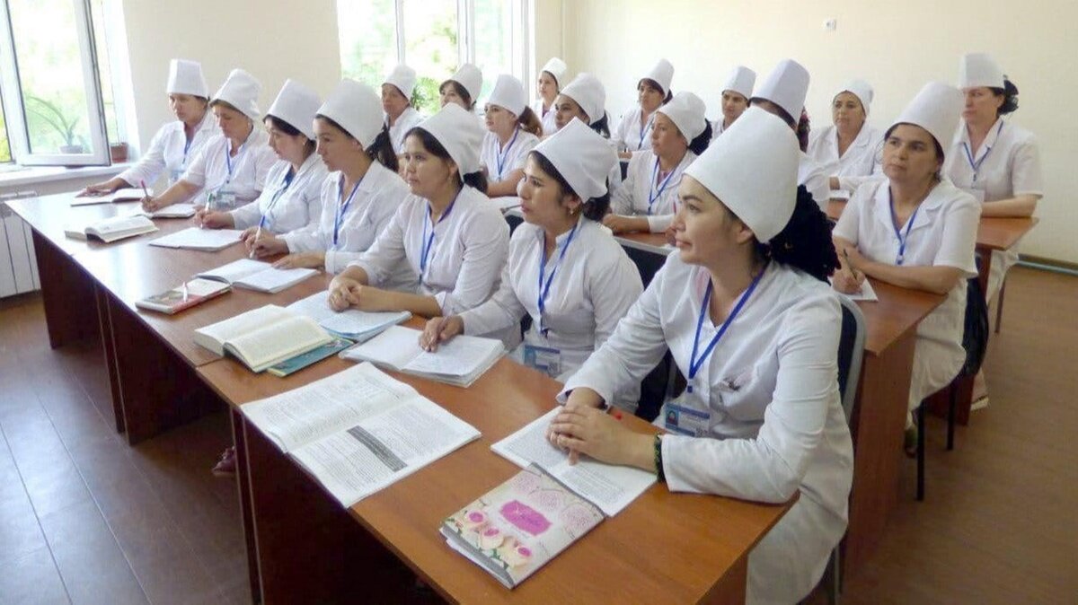 Medinstitutlarni tugatayotgan talabalar shifokor bo‘lib ishlash uchun ...