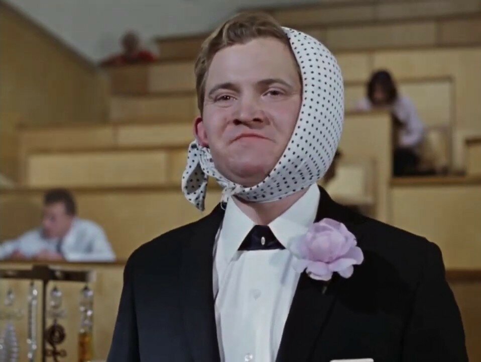 Abituriyent, shpargalka, imtihon – trenddagi so‘zlar aslida qanday ...